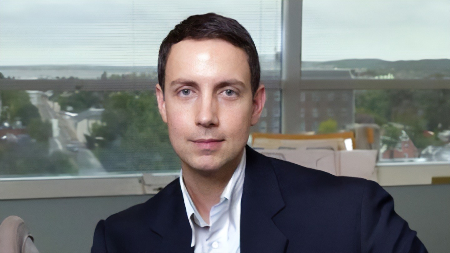 Miranda takes home award | CAAS | School of Public Health | Brown ...